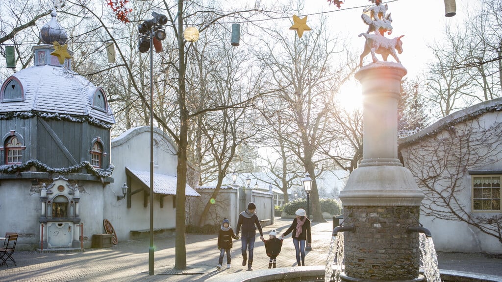 Winter Efteling returns with new shows and seasonal entertainment ...